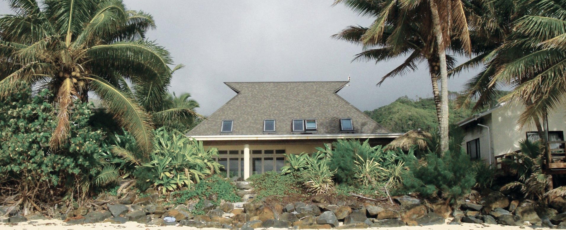 Muri Beach House, Rarotonga by Kamermans Architects Ltd | ArchiPro NZ