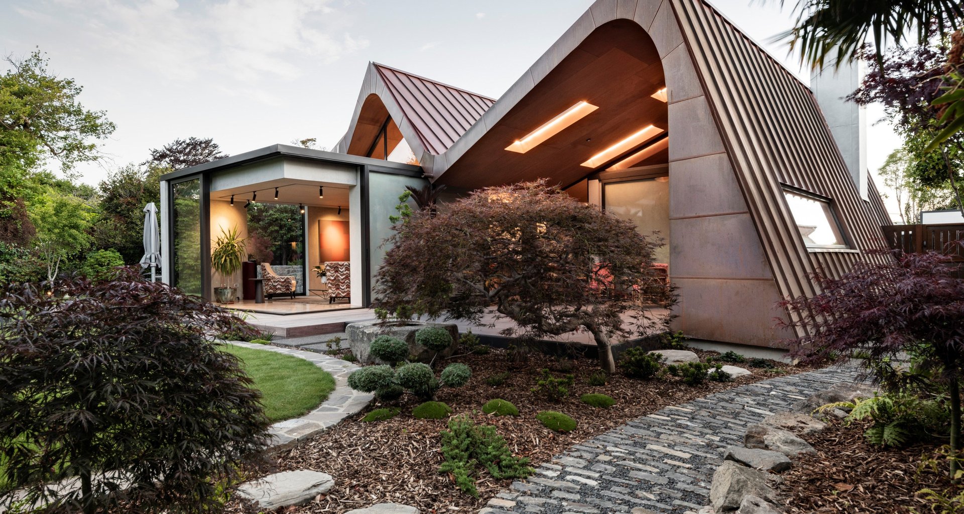 The Ultimate Guide to Garden Lighting