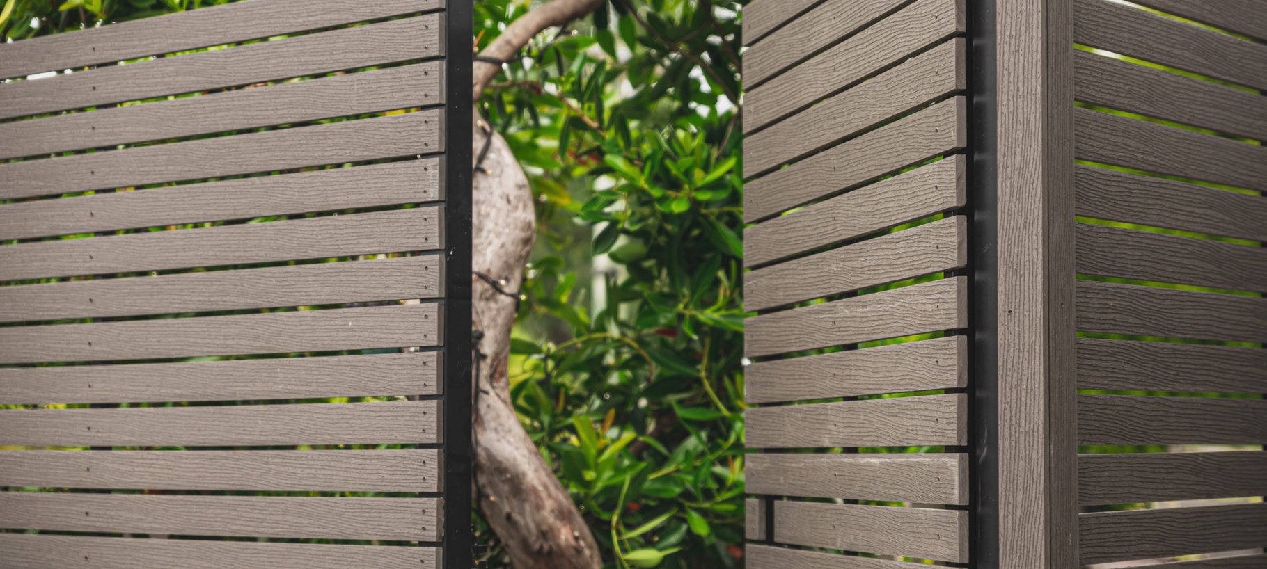 What Is Composite Fencing and Why Is It So Popular?