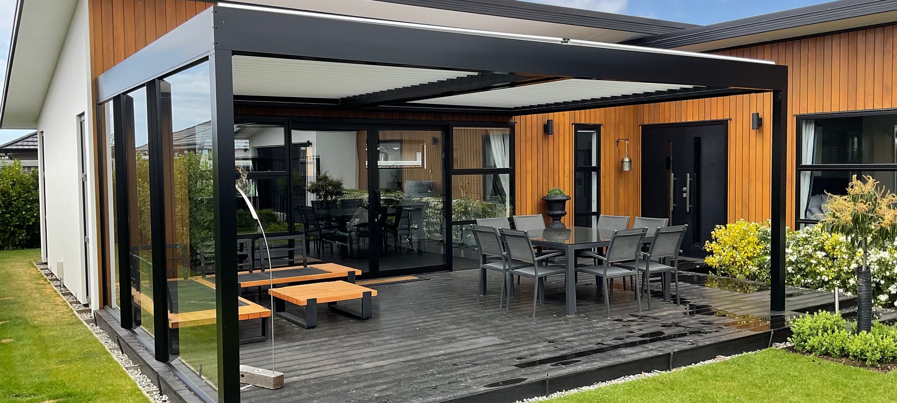 Enjoy all year long: Louvre Solutions