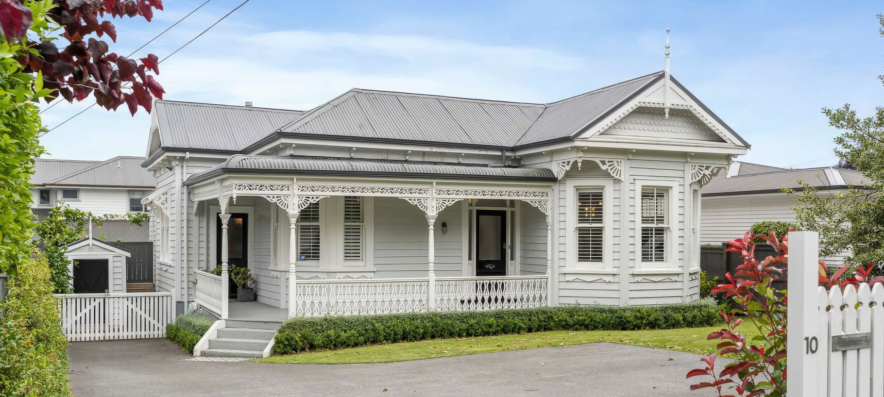 Bringing a 1920s villa into the 21st century while keeping an eye on ...