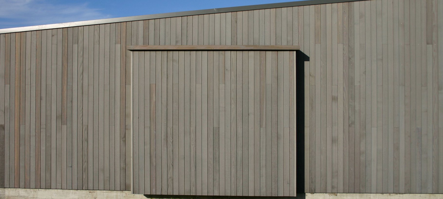 From the beaches of Oahu to Aotearoa: the rise of oiled cedar | ArchiPro NZ