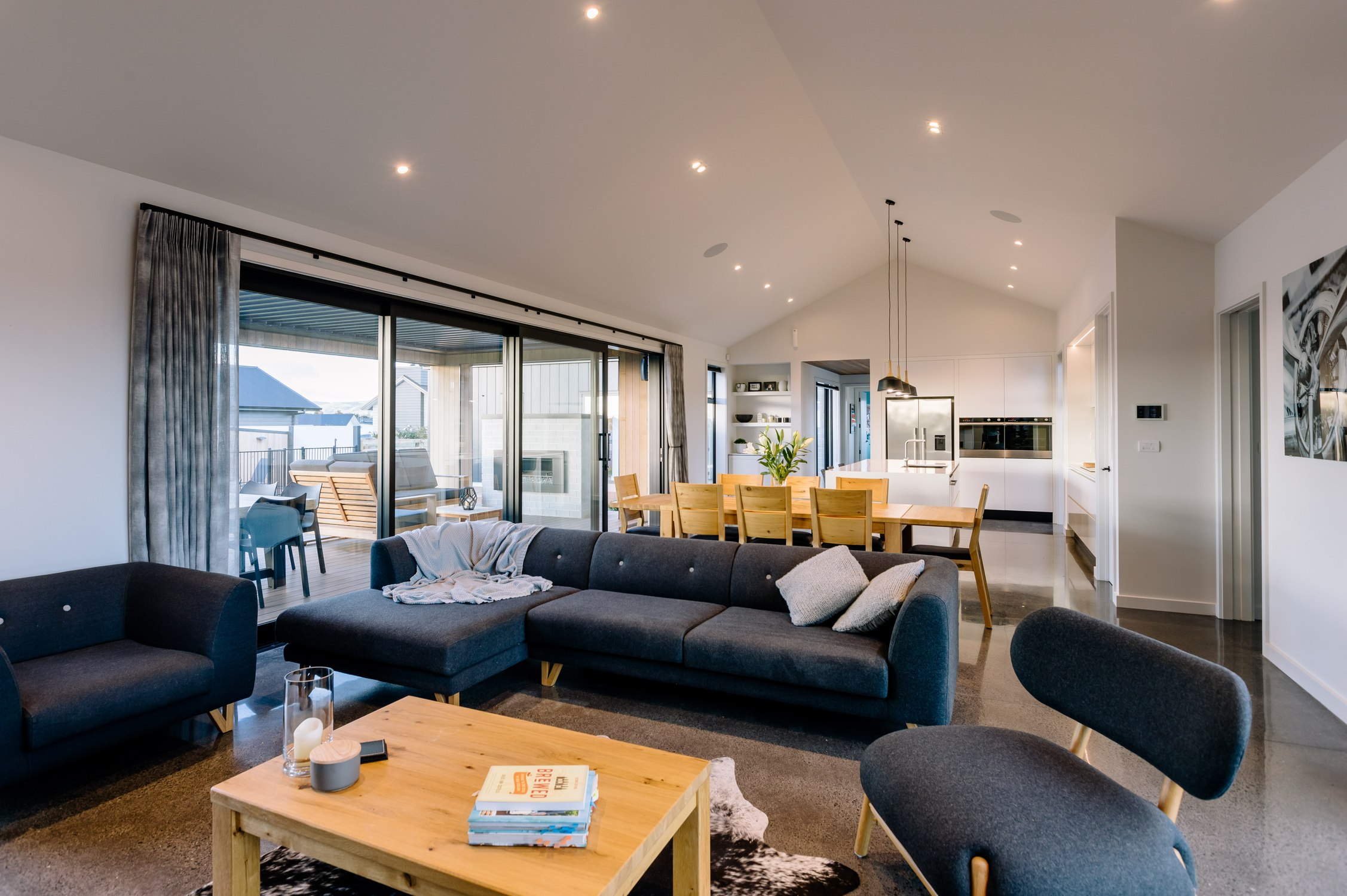 Alan Livingston Home - LAD Architecture | ArchiPro