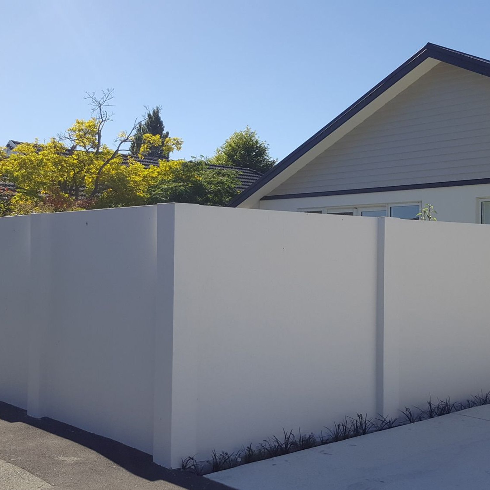 INTEGRA Lightweight Concrete Fencing System | ArchiPro NZ