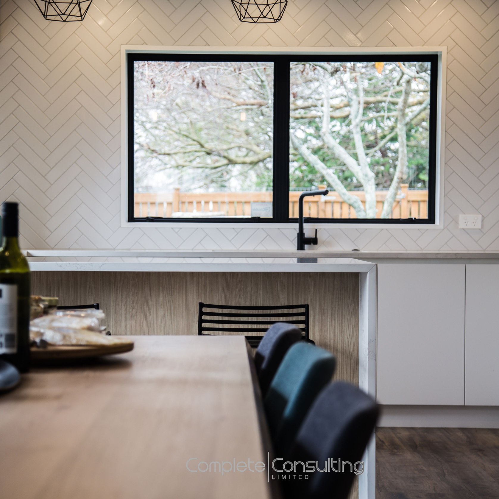 Invisedge ™ - The Virtually Invisible Edging | ArchiPro NZ