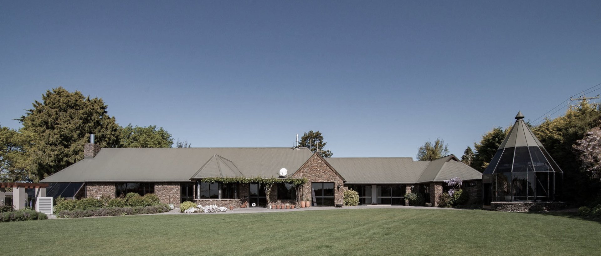 Kellands Hill Home by Lone Pine Building | ArchiPro NZ