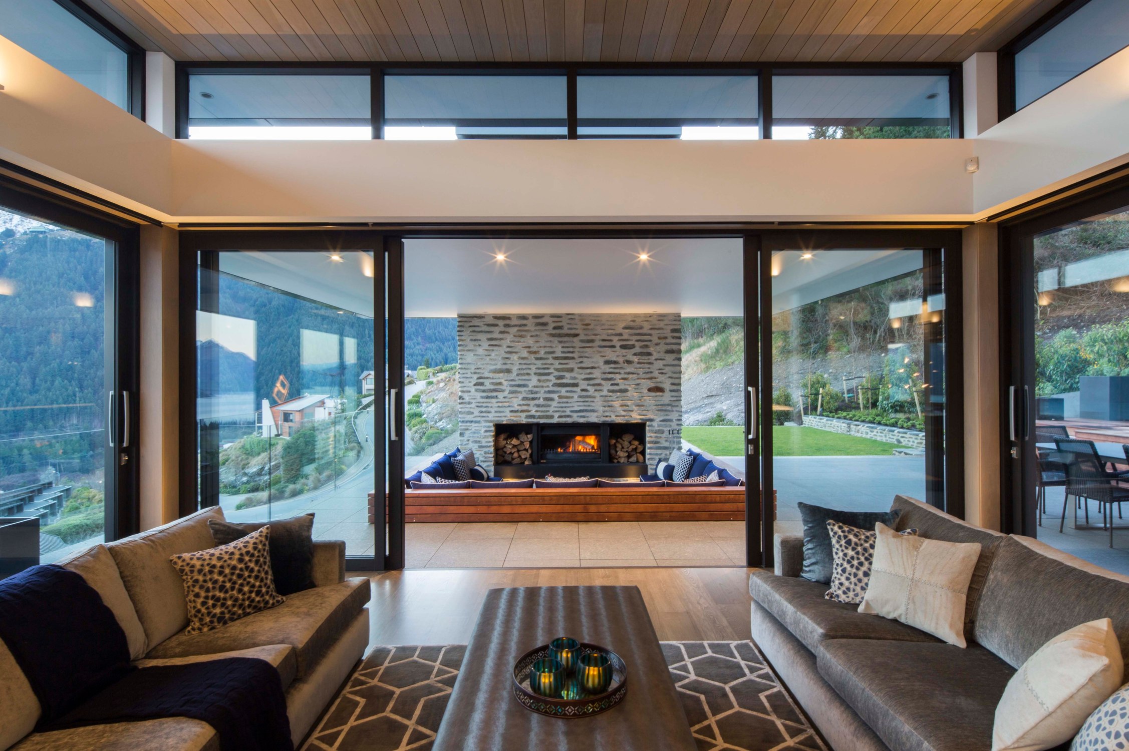 Pinnacle Place House | Mason & Wales Architects - Marina Mathews ...