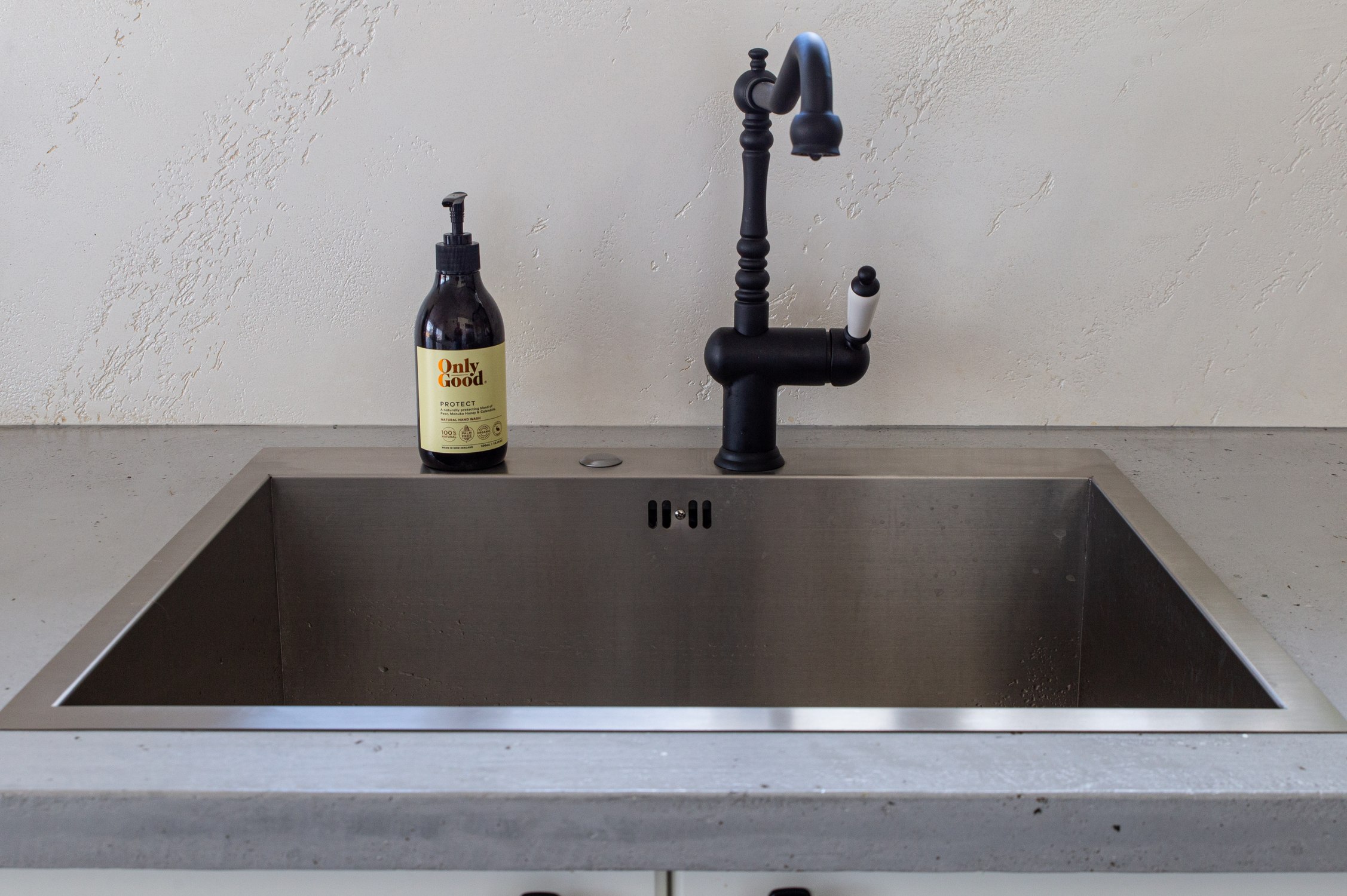 Polished Plaster Kitchen Claddagh Plastering | ArchiPro NZ