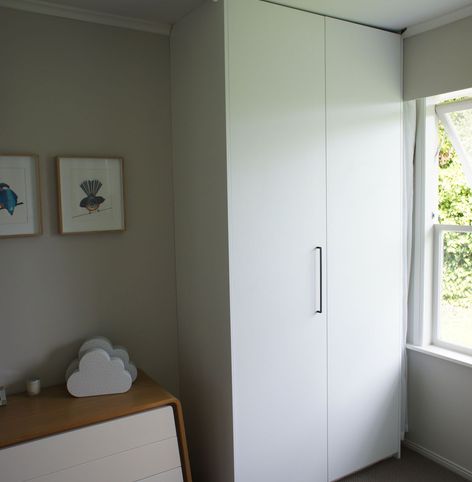 Single Bi-Fold Wardobe Door Wardrobes Plus | ArchiPro NZ