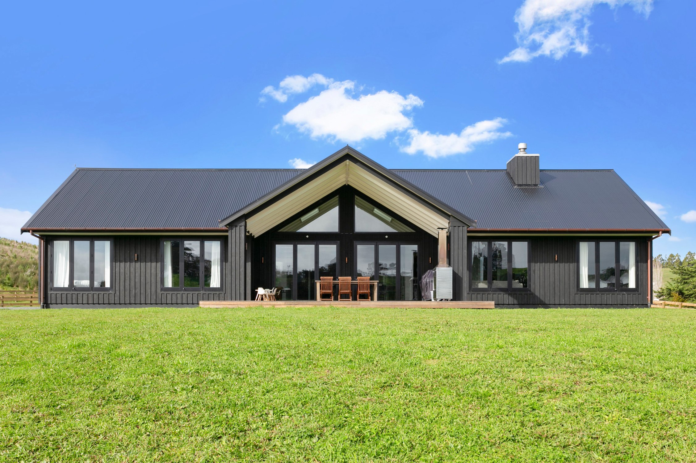 Warkworth Barn House The House Company | ArchiPro NZ