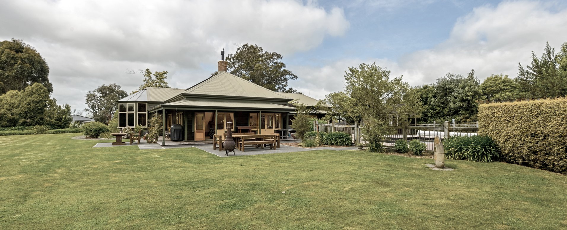 Woodland Grove by Warren Herbert | ArchiPro NZ