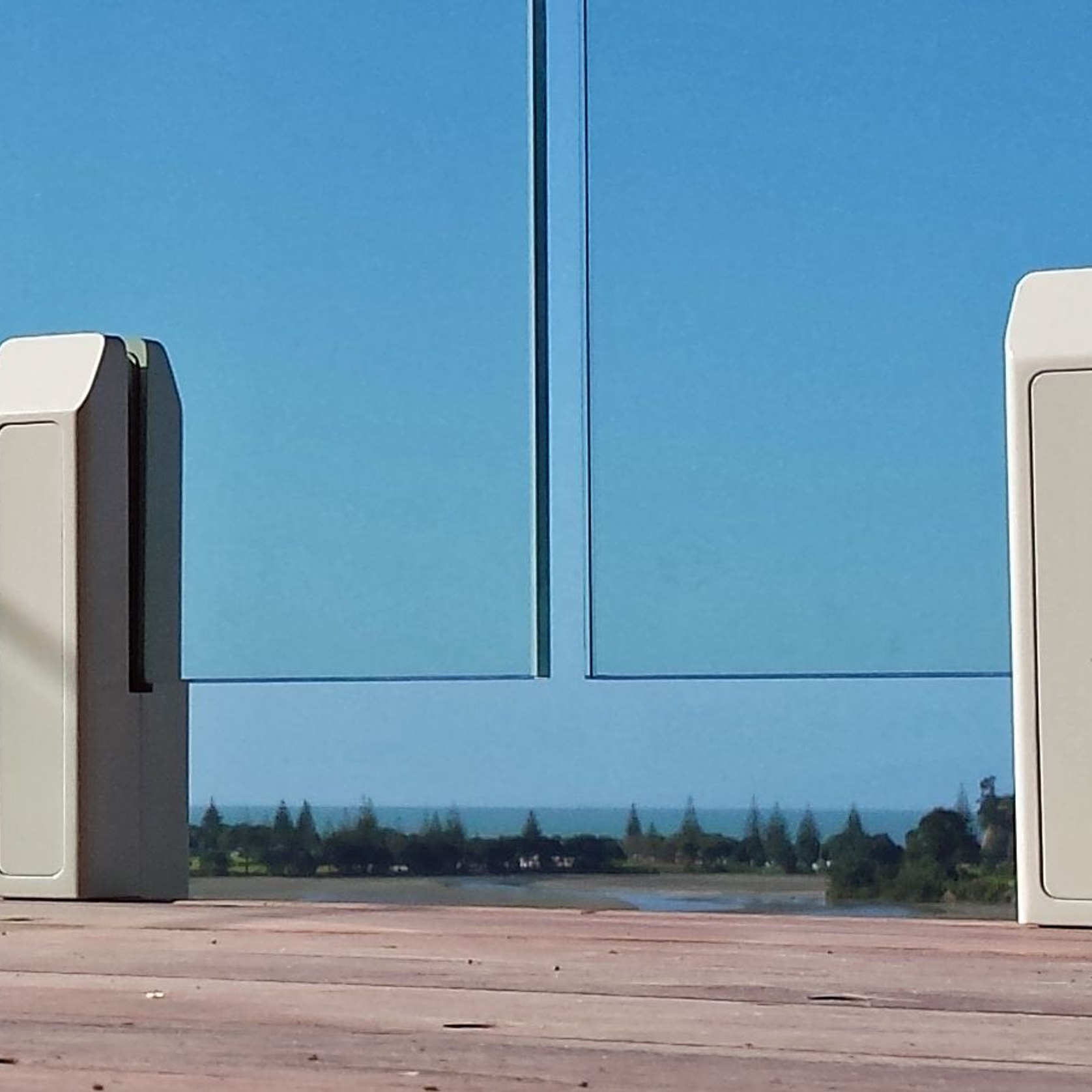 Edgetec® Balustrade Mini Post Glass Clamp | ArchiPro NZ