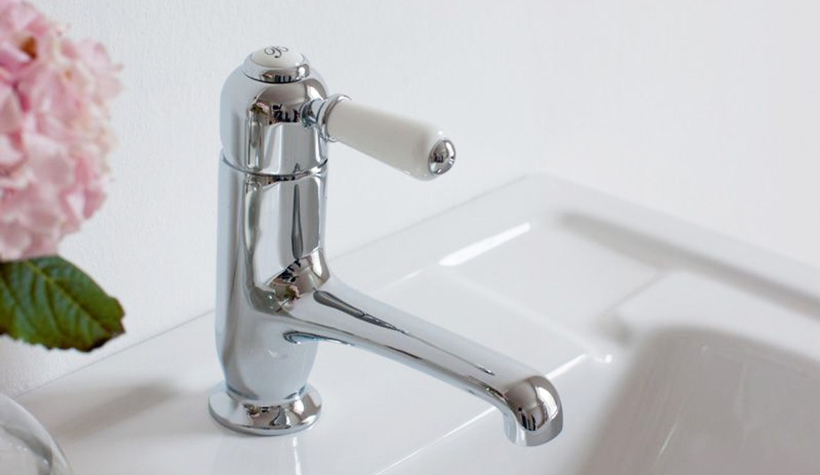 Chelsea Straight Basin Mixer | ArchiPro NZ
