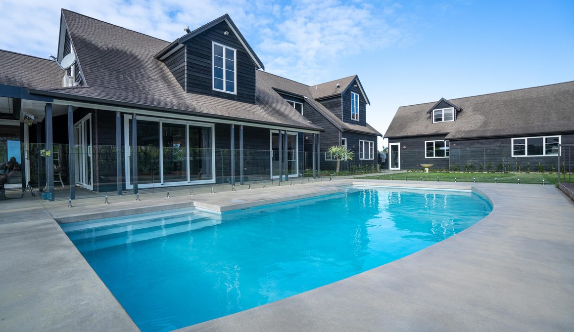 Gulfstream Blue Hydrazzo Pool Plaster - Pool Plaster NZ | ArchiPro