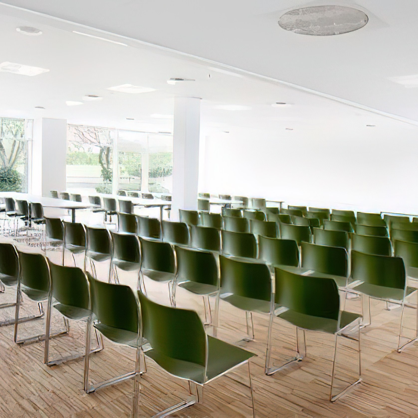 40/4 Side Chair by Howe | ArchiPro NZ