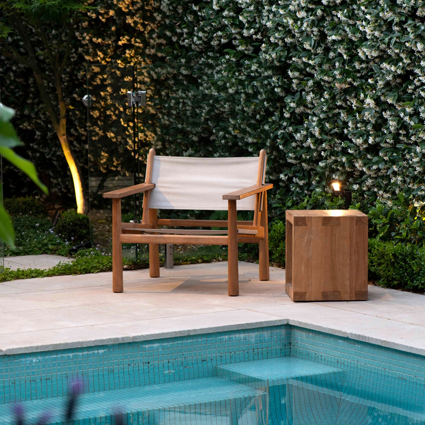 Hunter Outdoor Canvas Easy Armchair | ArchiPro NZ