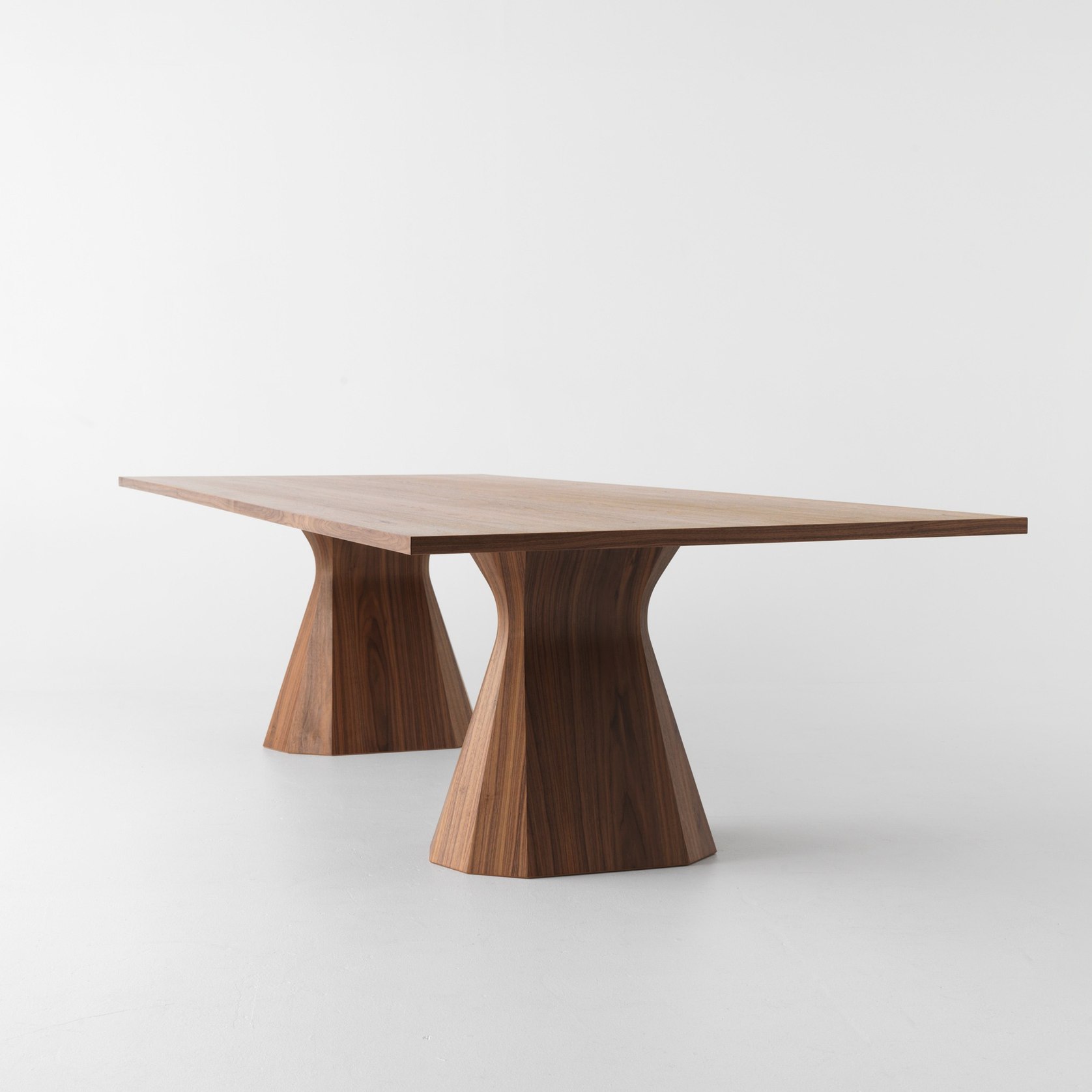 Grand Ballerina Table | ArchiPro NZ