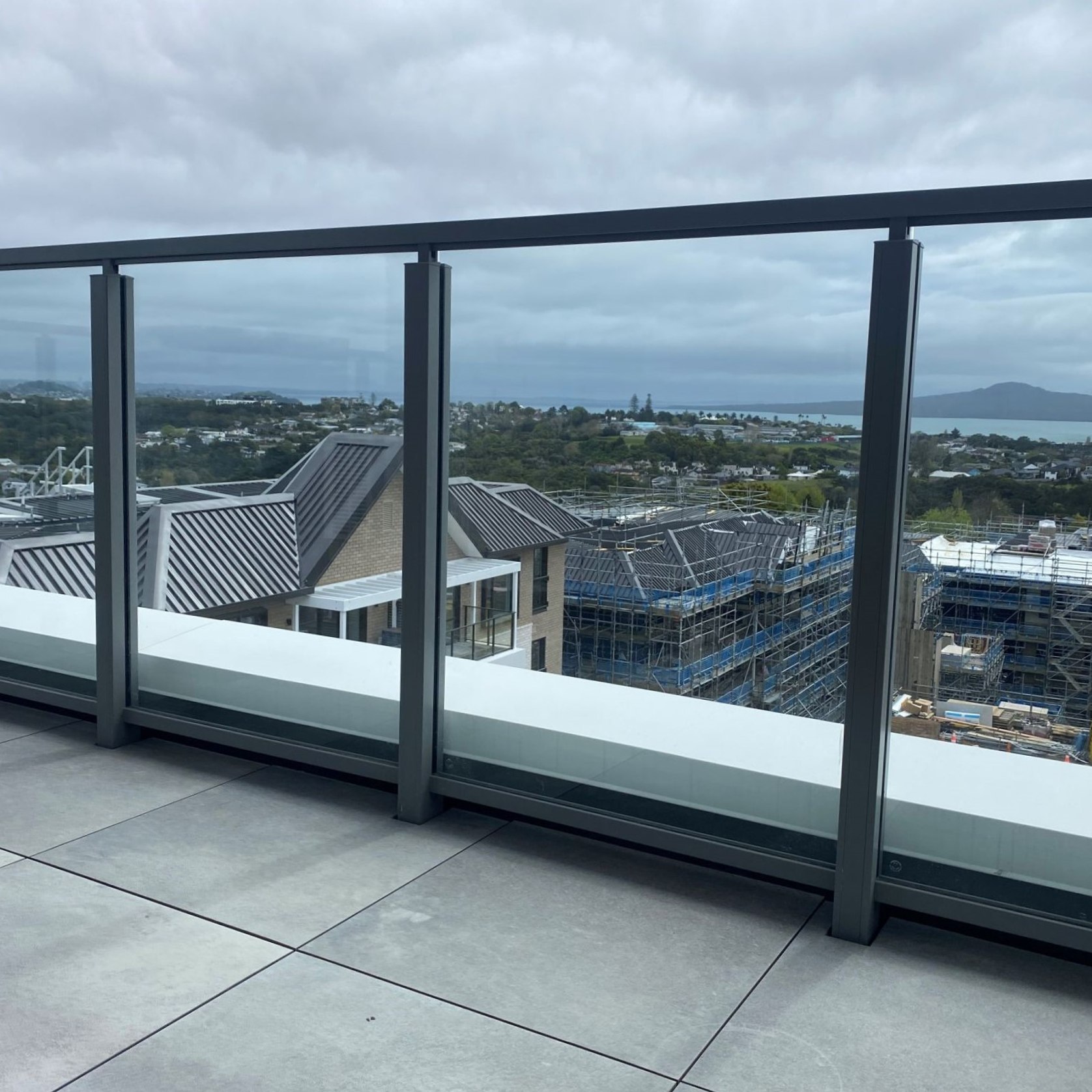 Edgetec® Commercial Post Balustrade | ArchiPro NZ