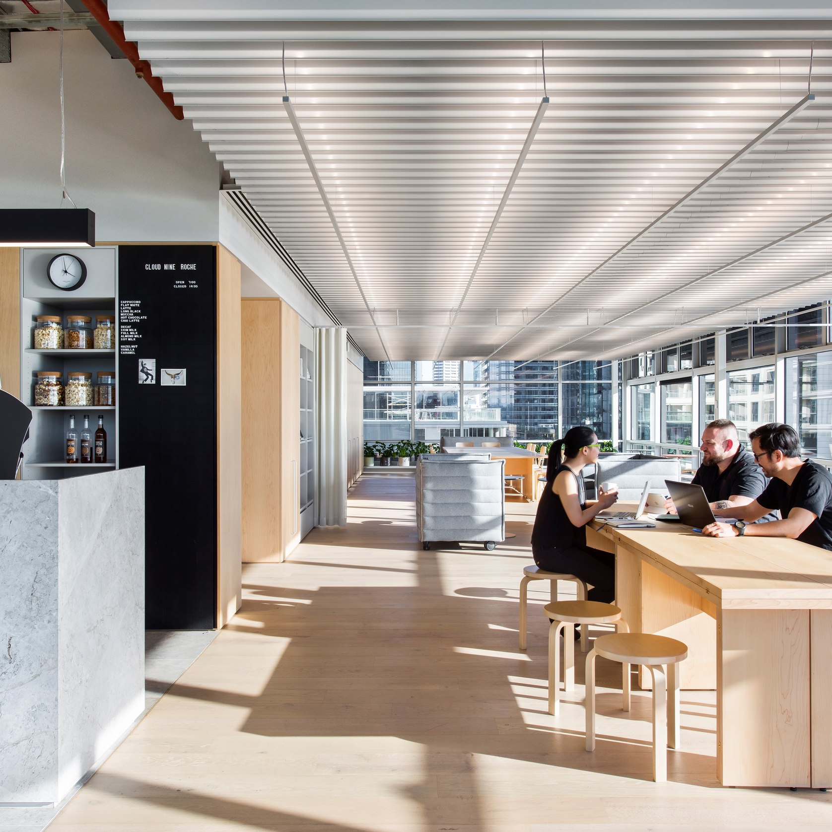 Sonny Side Up 22 LED Uplight | ArchiPro NZ