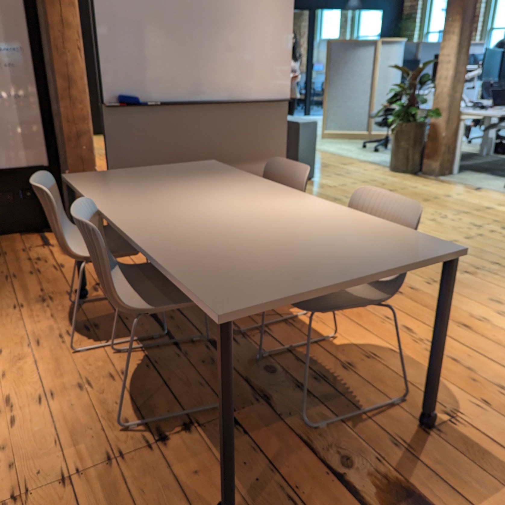 OE1 Mobile Table | ArchiPro NZ