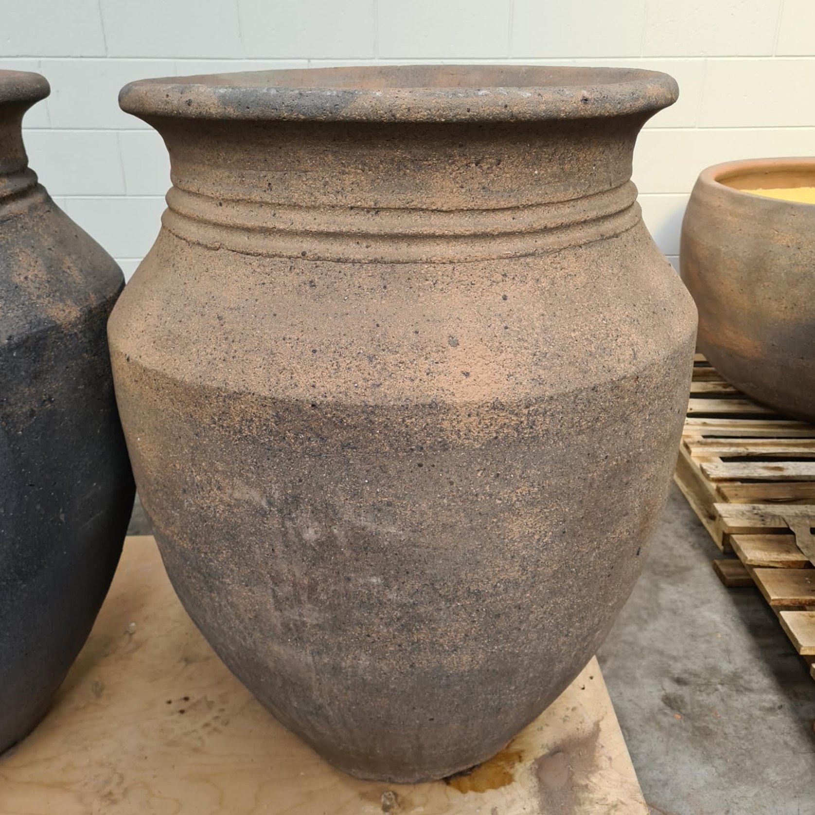 Old Stone - Skorpio Jar | ArchiPro NZ