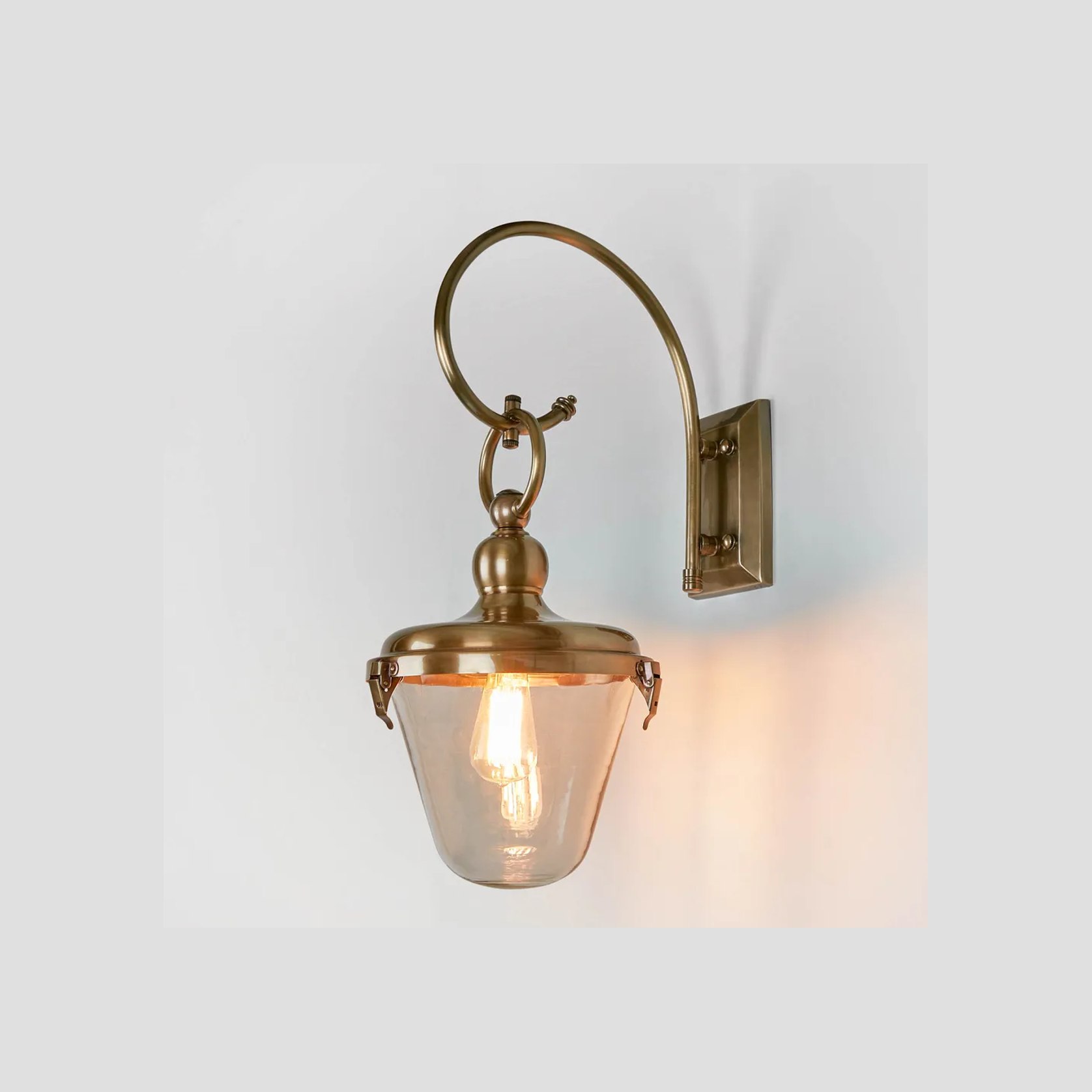 Columbus Outdoor Wall Light | ArchiPro NZ