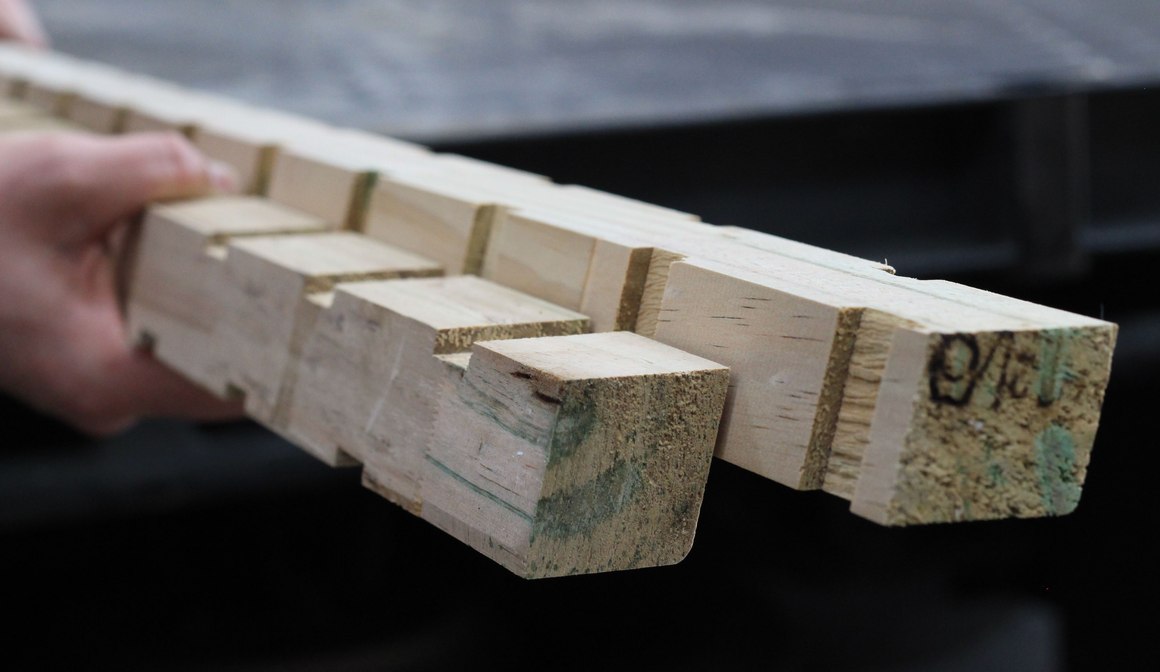 EB7 Castellated Timber Cavity Batten | ArchiPro NZ