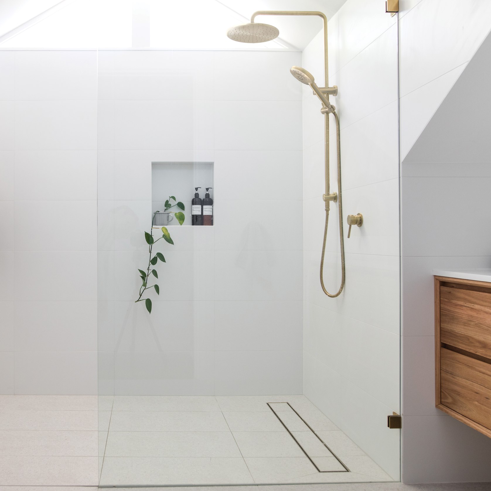 Storm Double Head Shower | ArchiPro NZ