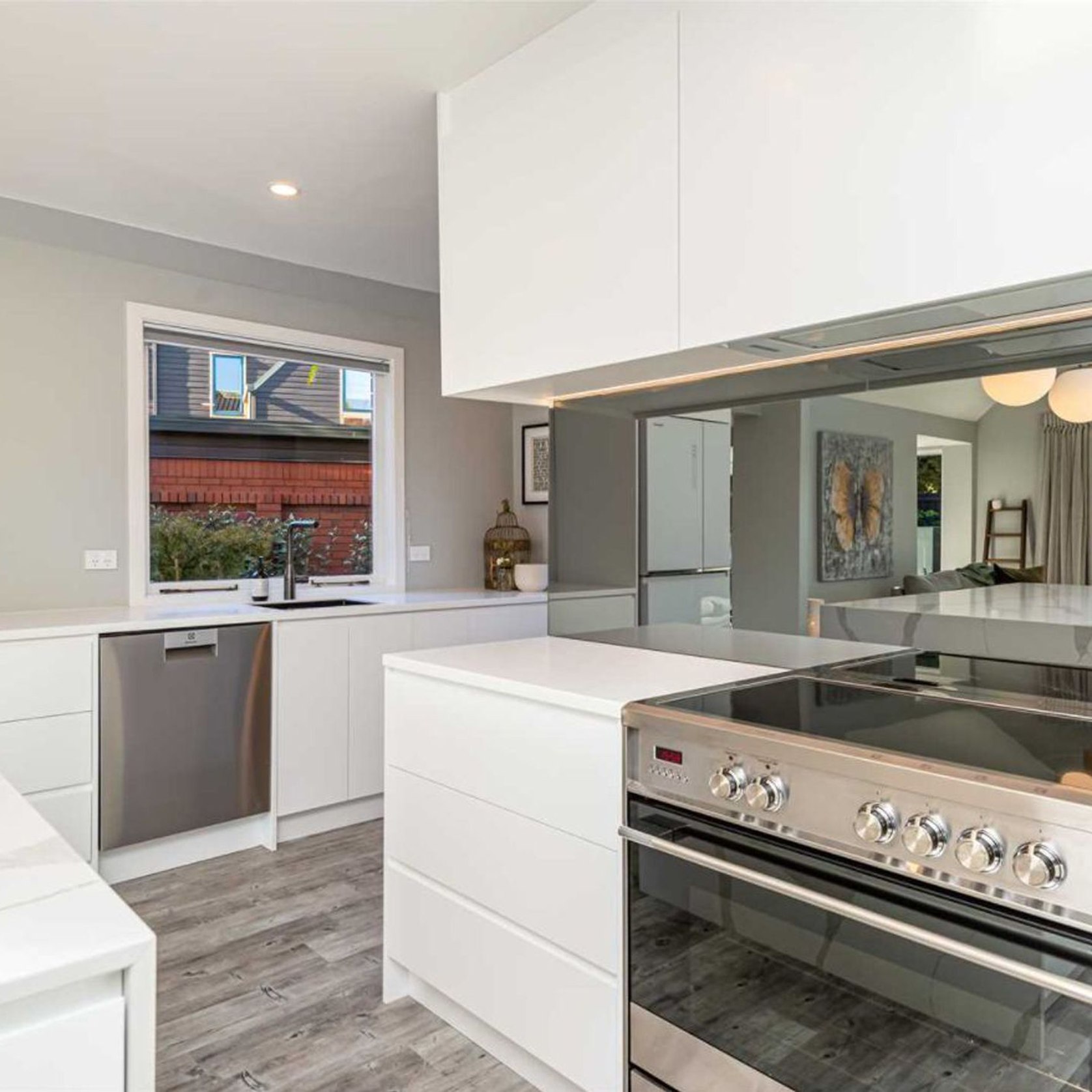 Splashbacks | by NZ Frameless Glass | ArchiPro NZ