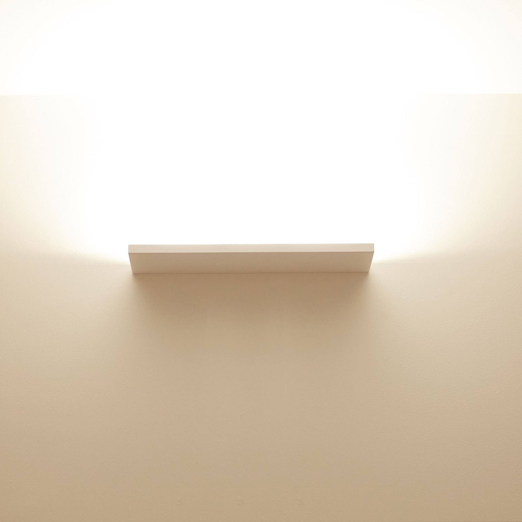Watts Up 480 Wall Mounted Uplighter | ArchiPro NZ