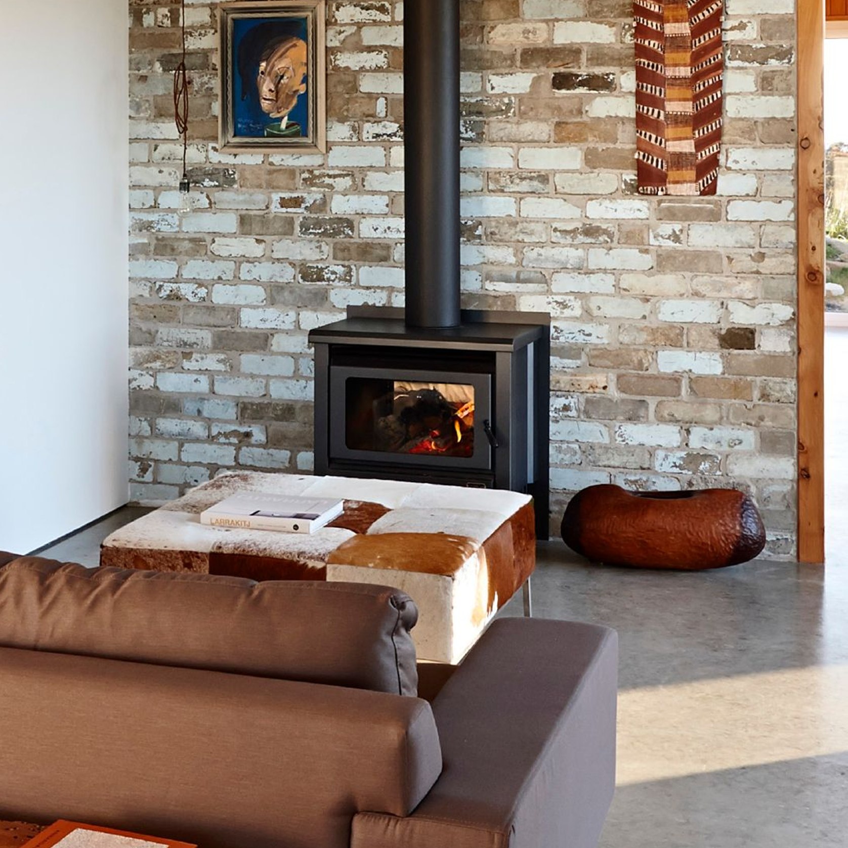 Kemlan-Coupe Wall Penetration Double Sided Rural Wood Fireplace ...