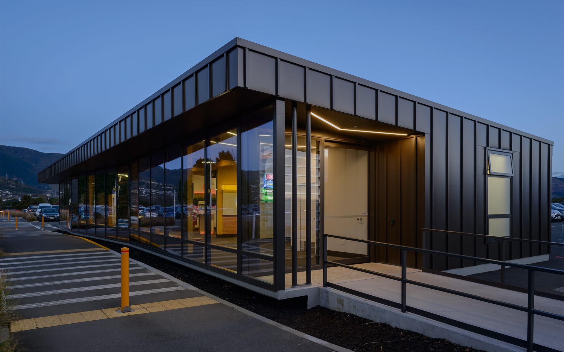 Network | Iconic Cladding