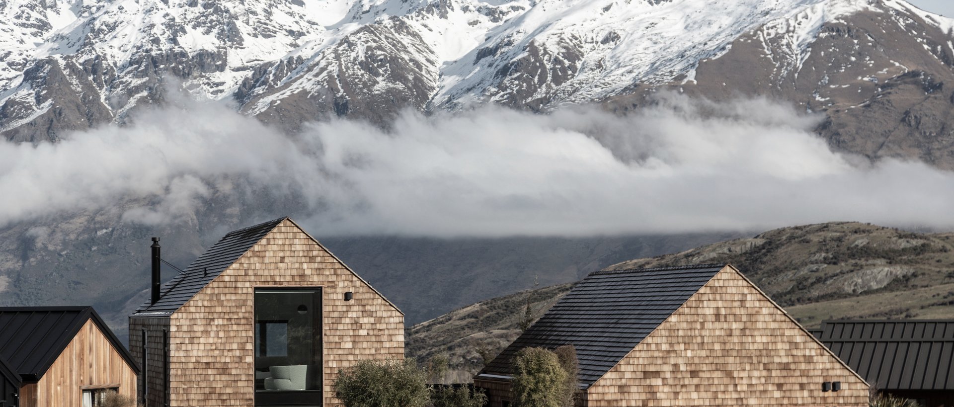 Shingle House Jacks Point | Dravitski Brown Architect by Marina Mathews ...
