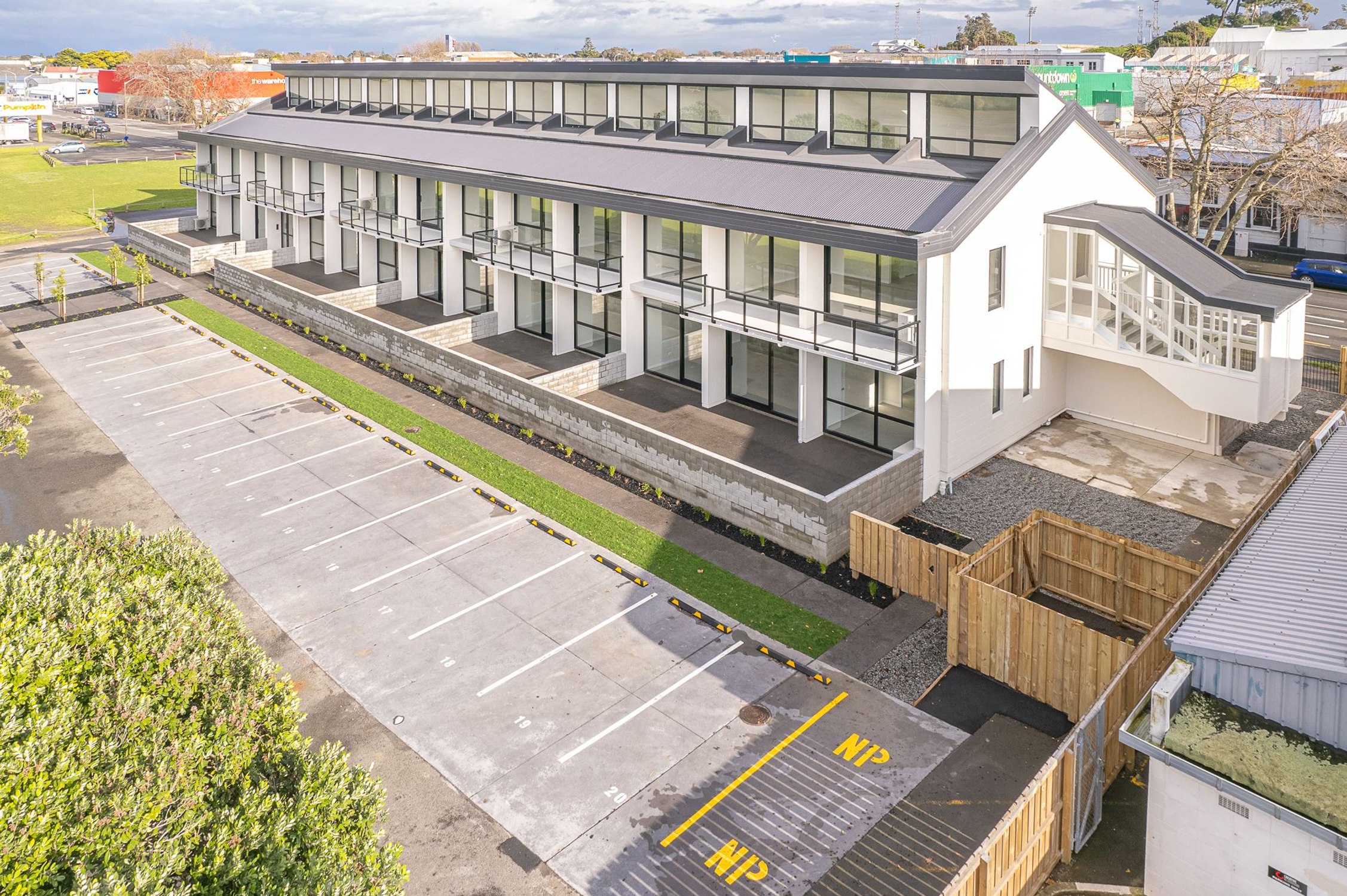 Bridgewater Quay Apartments - Studio Fox | ArchiPro NZ