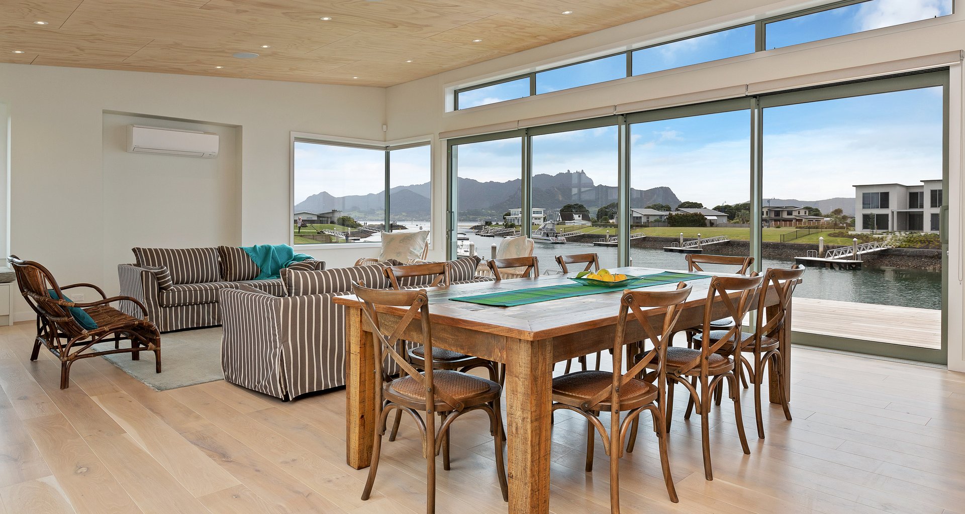 Marsden Cove- Northland / Luxury / Beach House / Outdoor Living / New Build by Cogan Custom ...