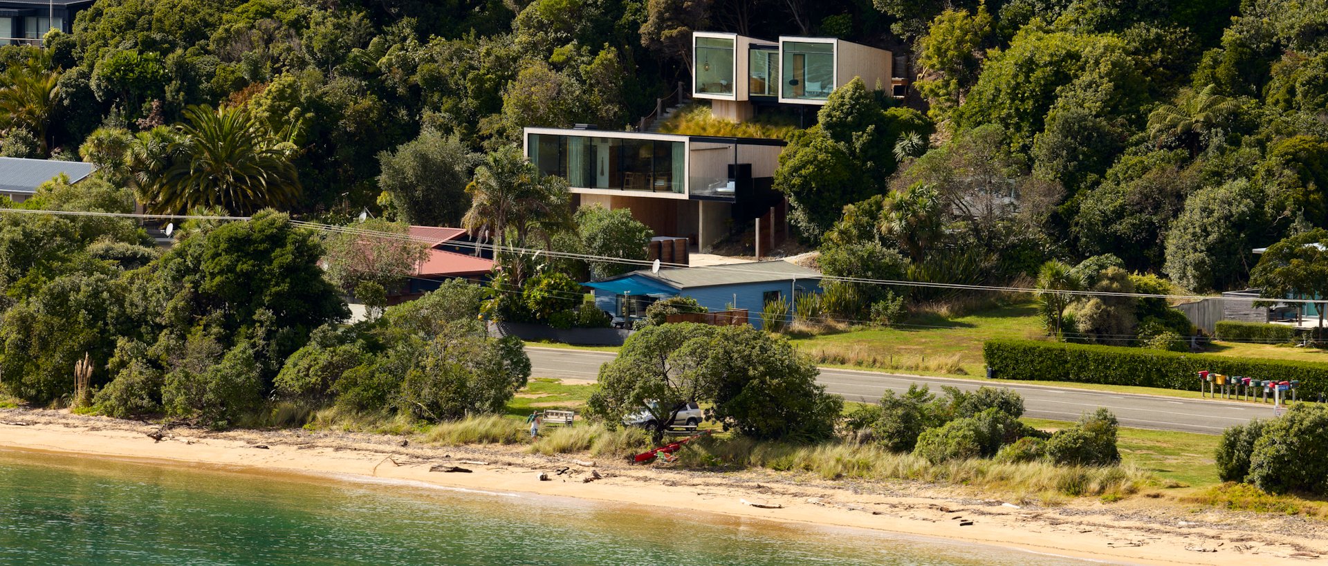 Ligar Bay Bach by Young Architects | ArchiPro NZ