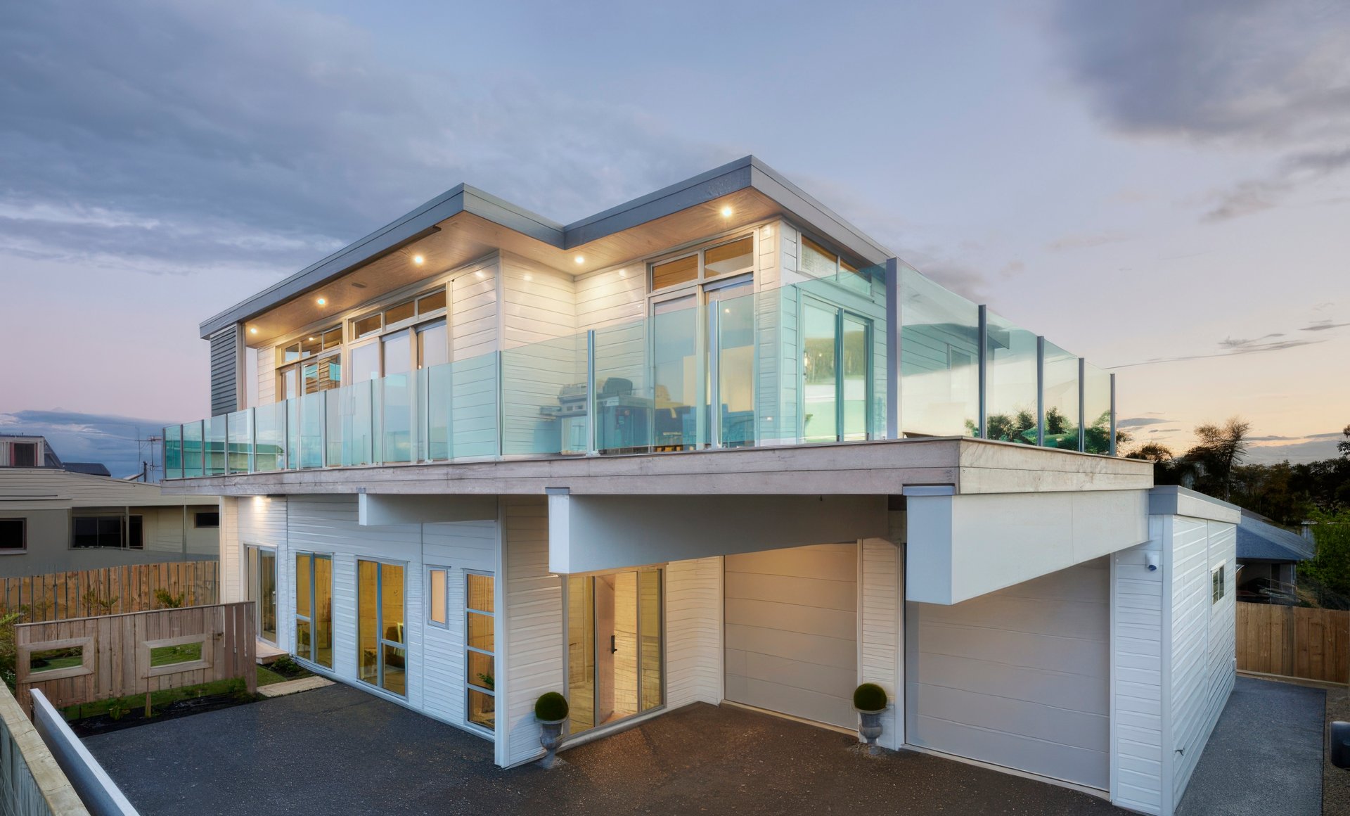 Pugh’s Beach House, Papamoa by Lockwood Homes | ArchiPro NZ