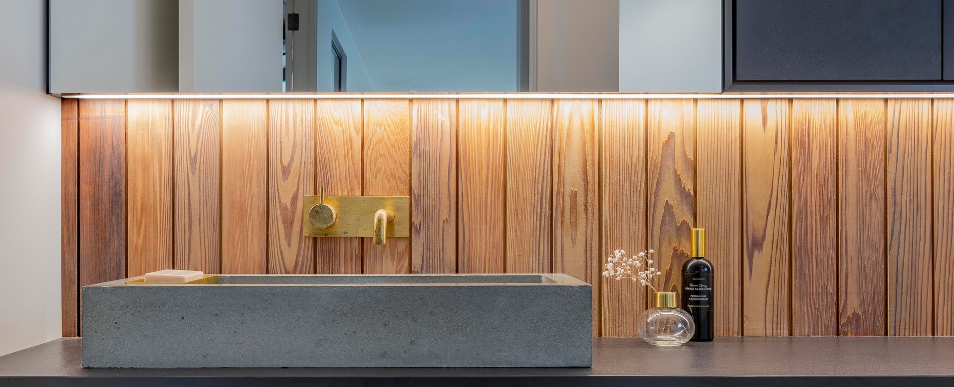 Timber Rich St Heliers by Yellowfox Interiors | ArchiPro NZ