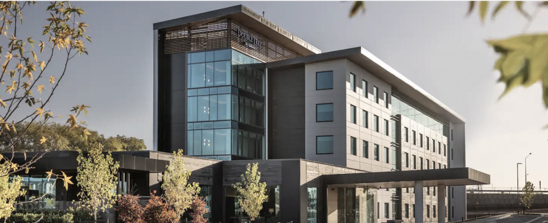 DoubleTree by Hilton Karaka by Kiwi Cladding | ArchiPro NZ