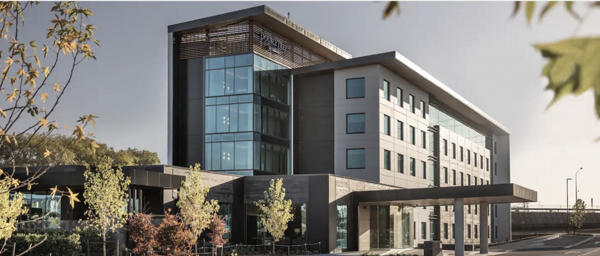 DoubleTree by Hilton Karaka by Kiwi Cladding | ArchiPro NZ