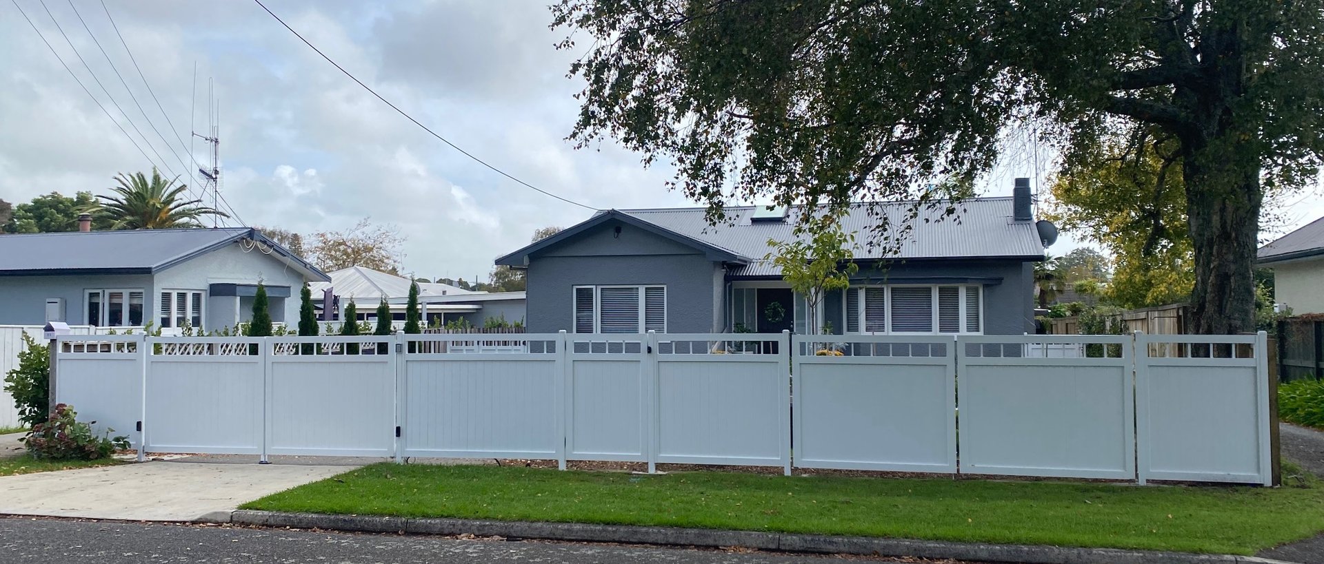 Villa Fencing by Warner Fences & Gates | ArchiPro NZ