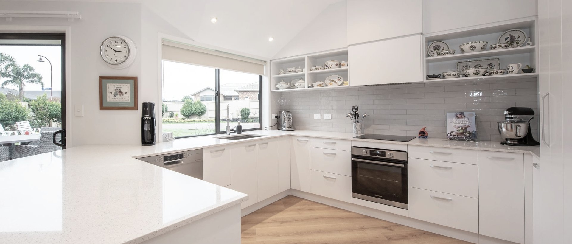 Coleraine Drive by Cambridge Kitchens Ltd. | ArchiPro NZ