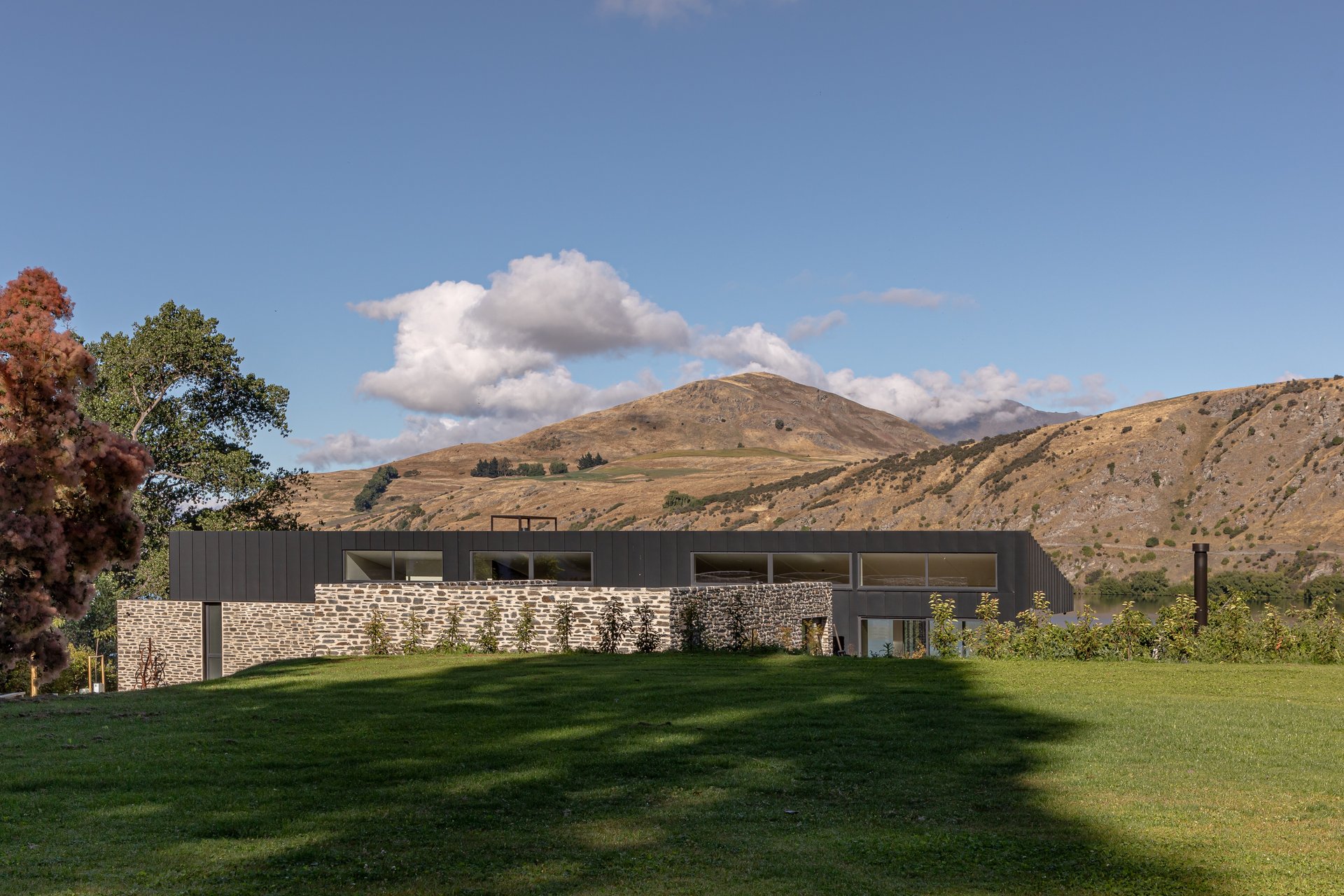Lake Hayes Home by Ben Hudson Architects | ArchiPro NZ