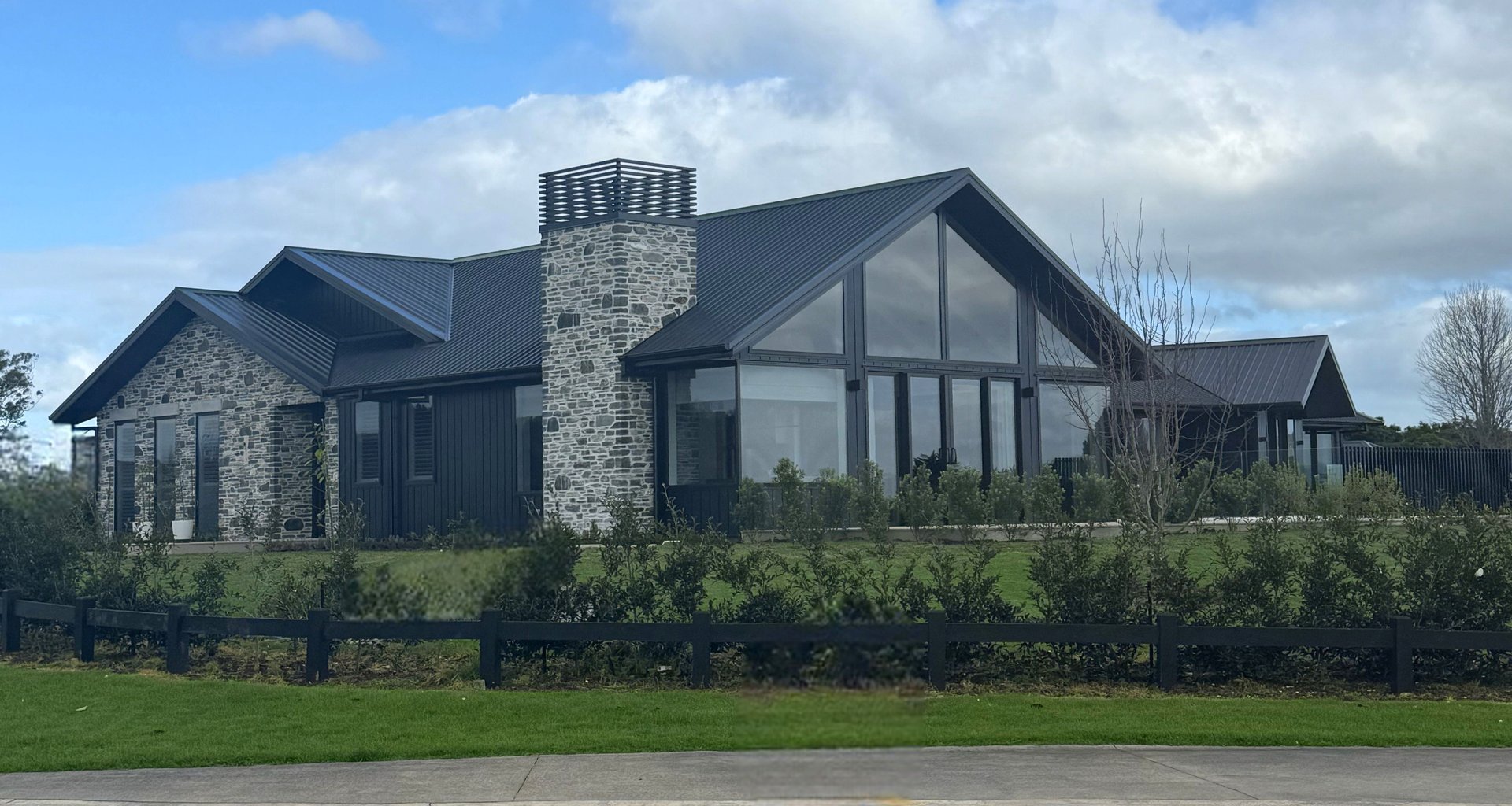 Waiawa Lane by Marc Vale Architecture | ArchiPro NZ