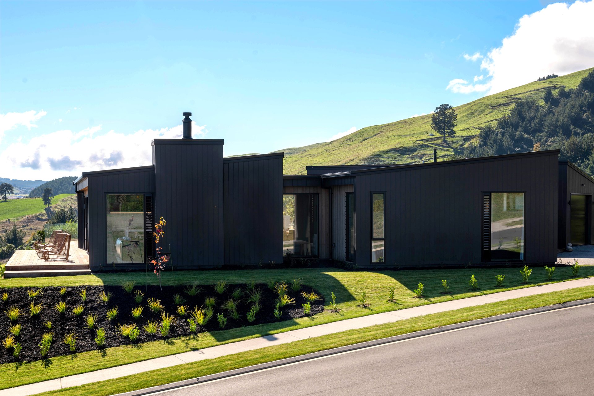 Big, bespoke and built for relaxation by Landmark Homes New Zealand ...