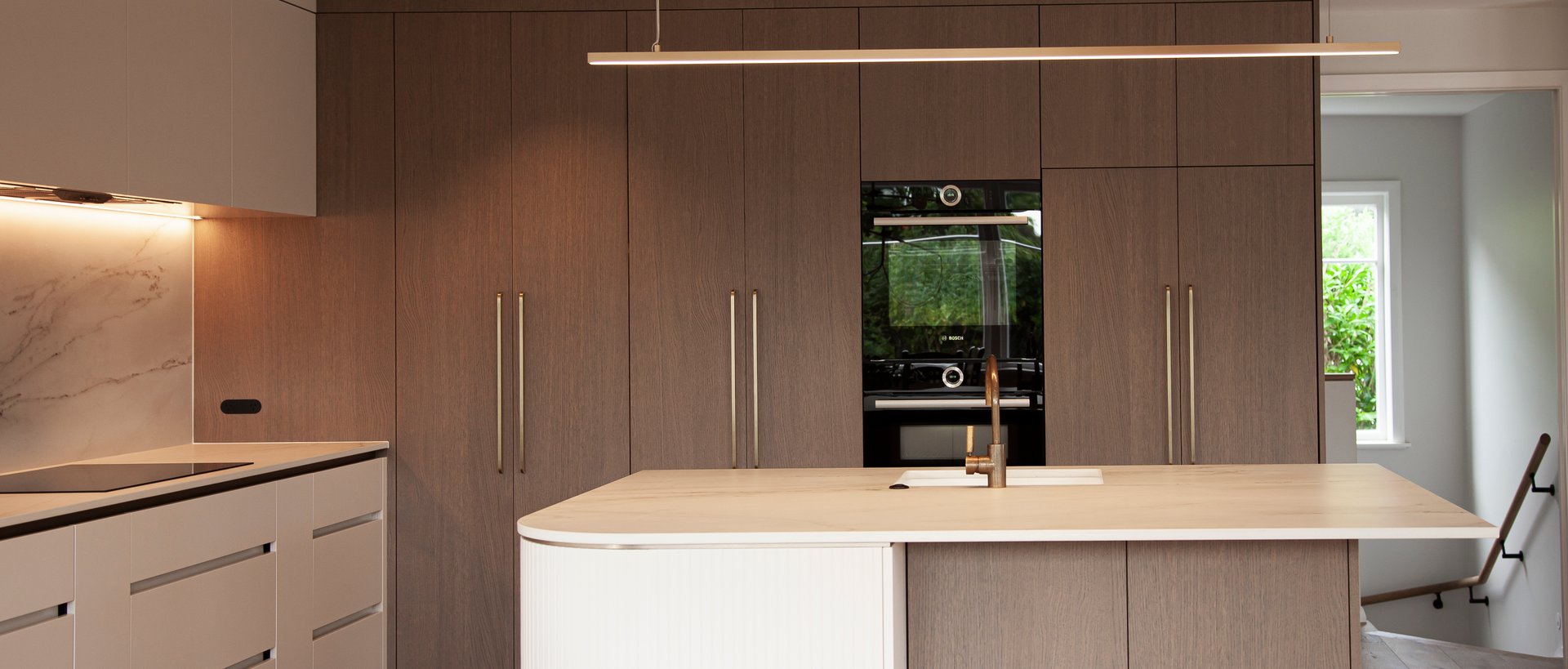 Manhattan Oak Kitchen by VidaSpace® | ArchiPro NZ