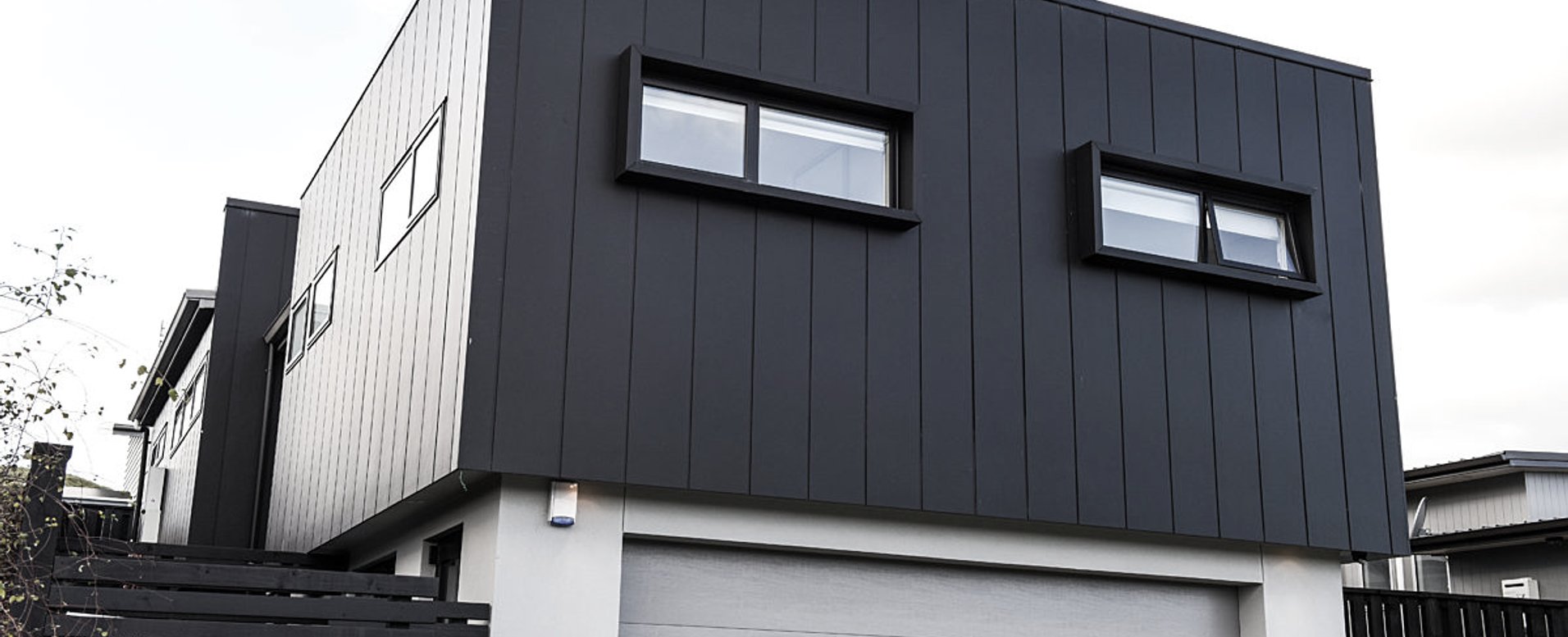 Ultra Sleek Vertical Cladding, Pukekohe - James Hardie | ArchiPro NZ
