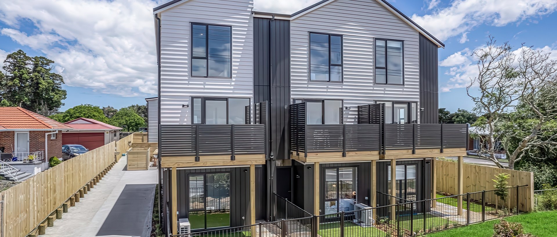 New Build At Claywest by Tellus Construction | ArchiPro NZ