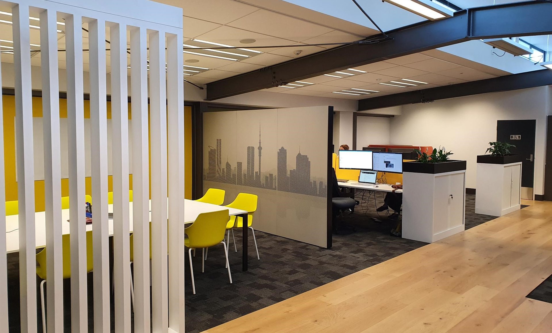 Auckland Office Privacy Screen by Metalli | ArchiPro NZ