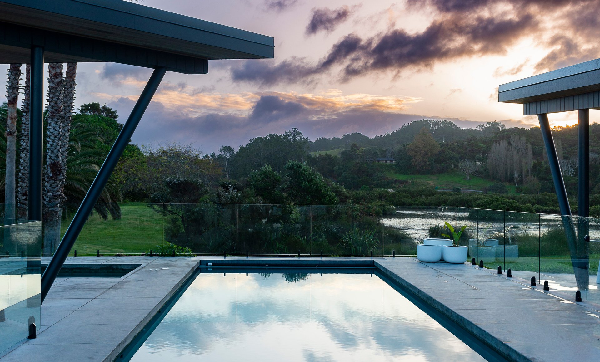 Contemporary Coastal Oasis by Landmark Homes Auckland - North Shore ...